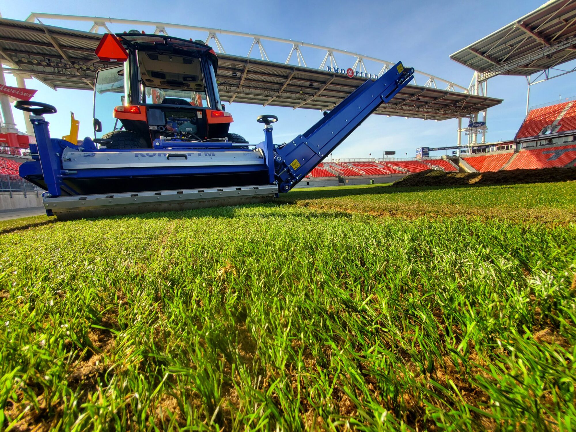 Hybrid Grass Guide: the uses, benefits and maintenance explained - US