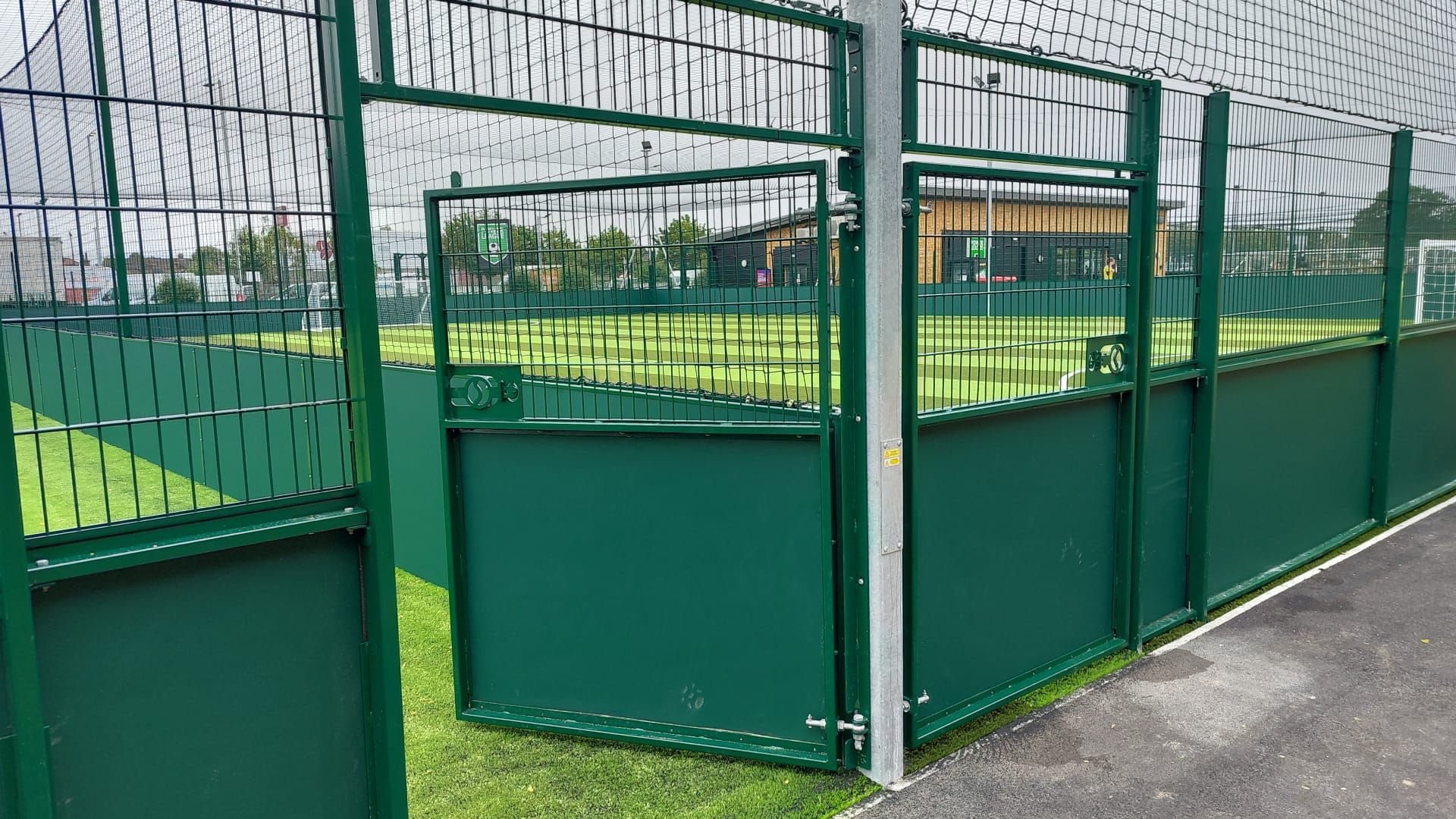Sports Fencing | Pitch Fencing | Tennis Court Fencing - SIS Pitches