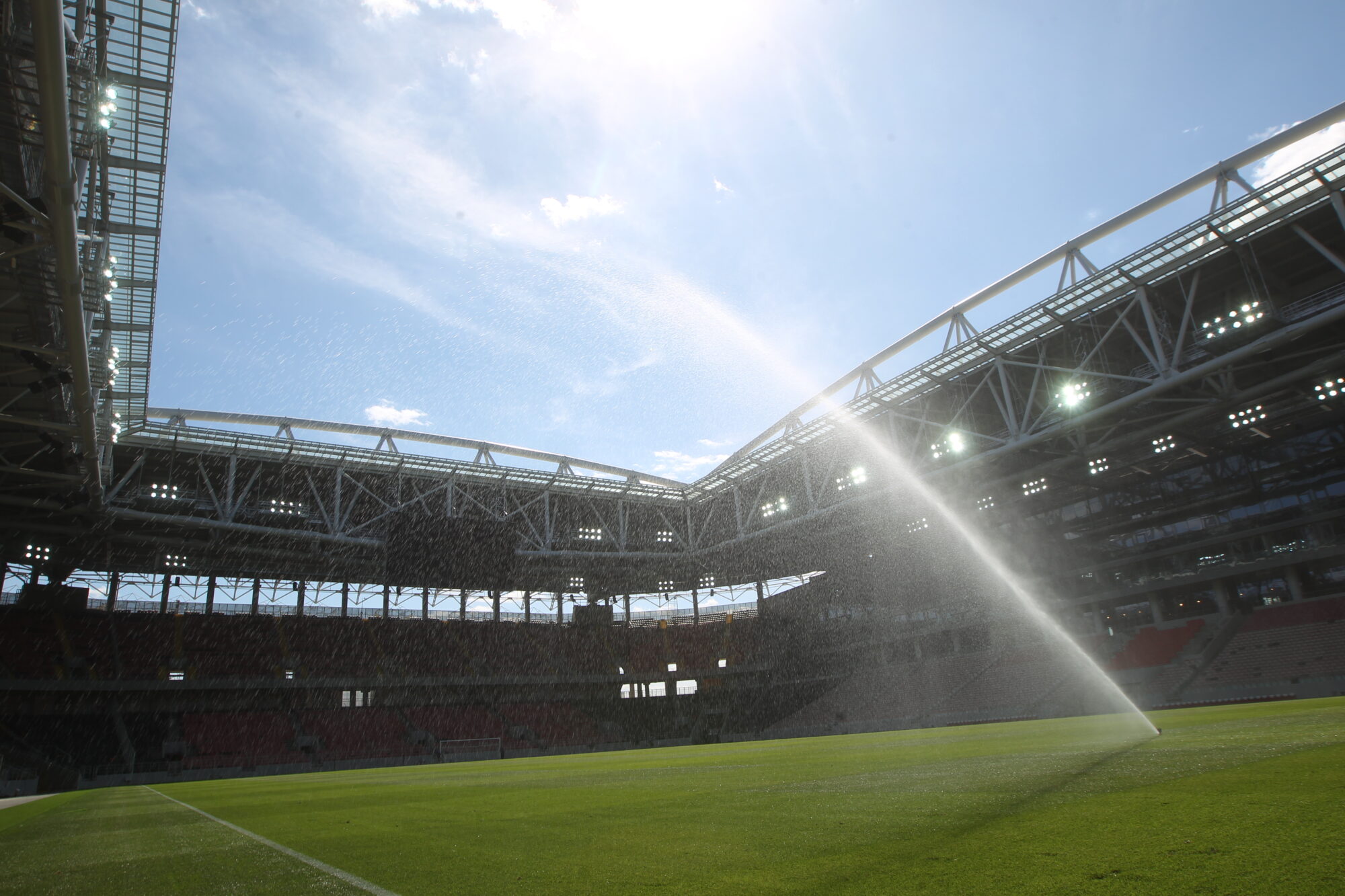 SIS Aqua: Pitch Irrigation System | Sports Turf Sprinklers - SIS Pitches